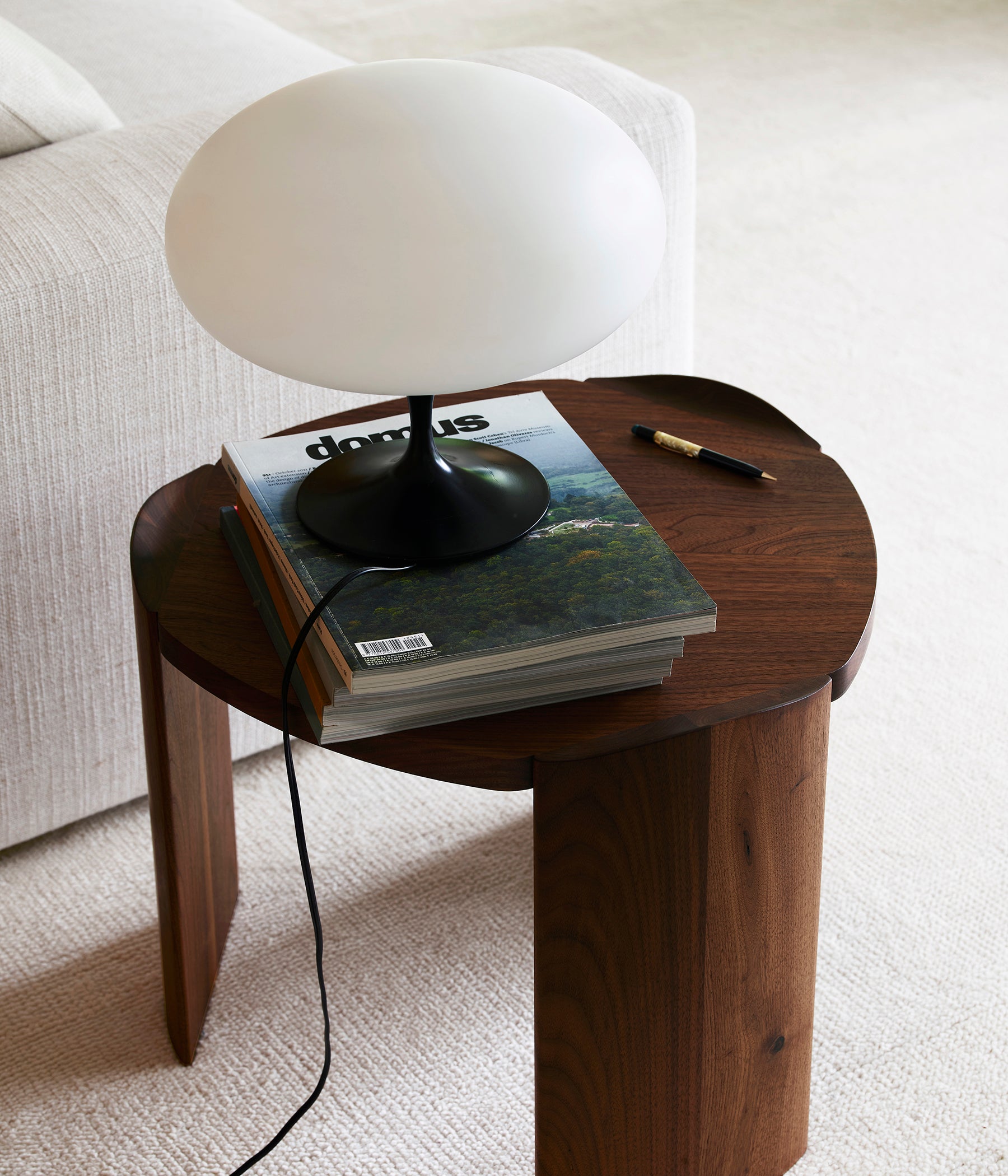 Pryn Side Table – ARCHIVISM